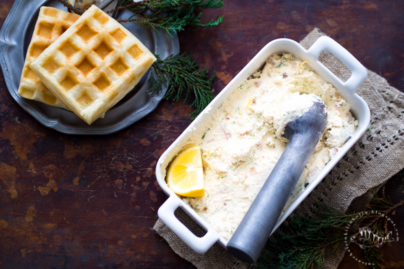 VOITAIKINAVOHVELIT JA SILLIJÄÄTELÖ