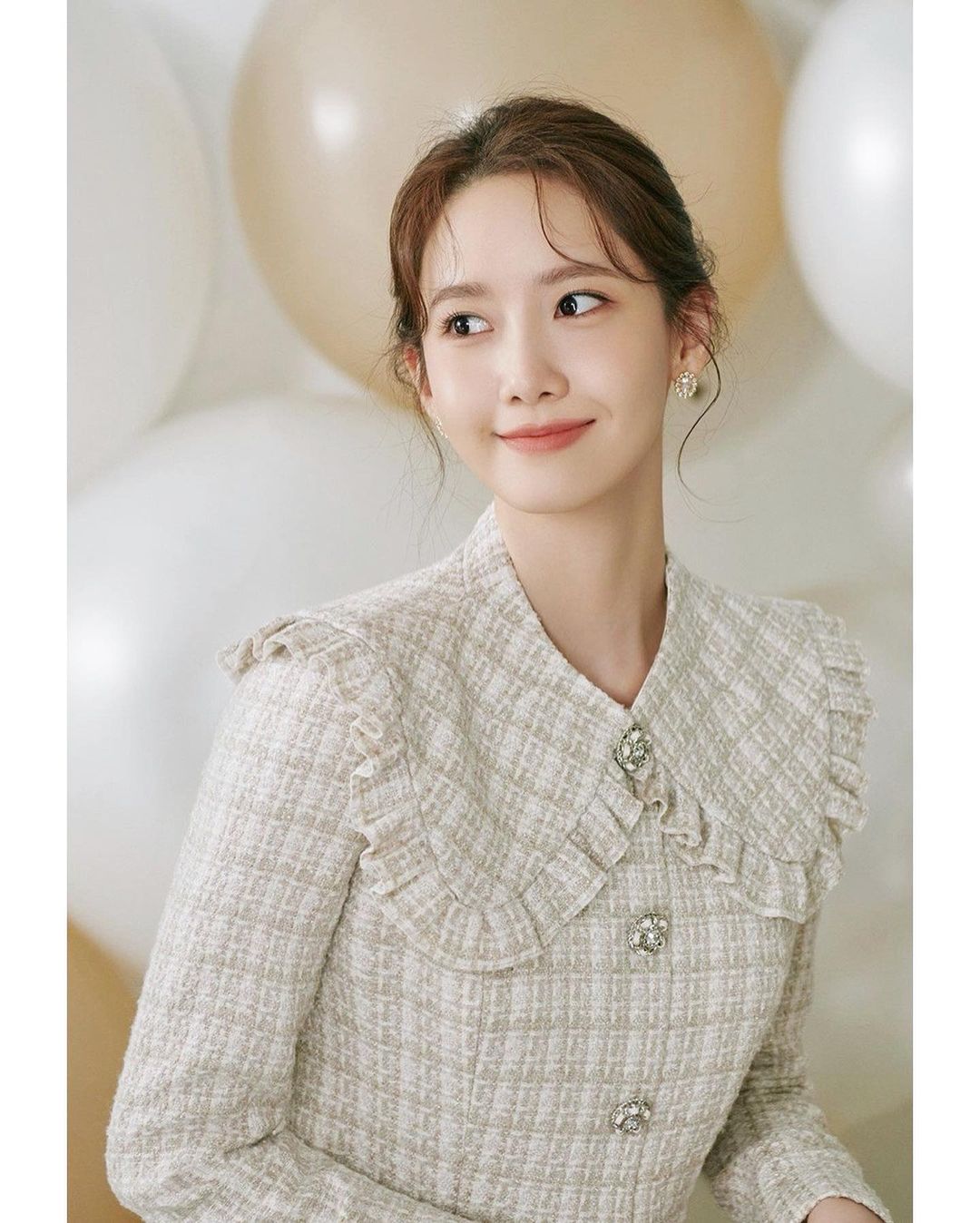 SNSD's gorgeous YoonA for JIGOTT - Wonderful Generation