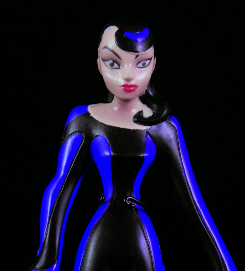 She's Fantastic: Batman Beyond's INQUE!
