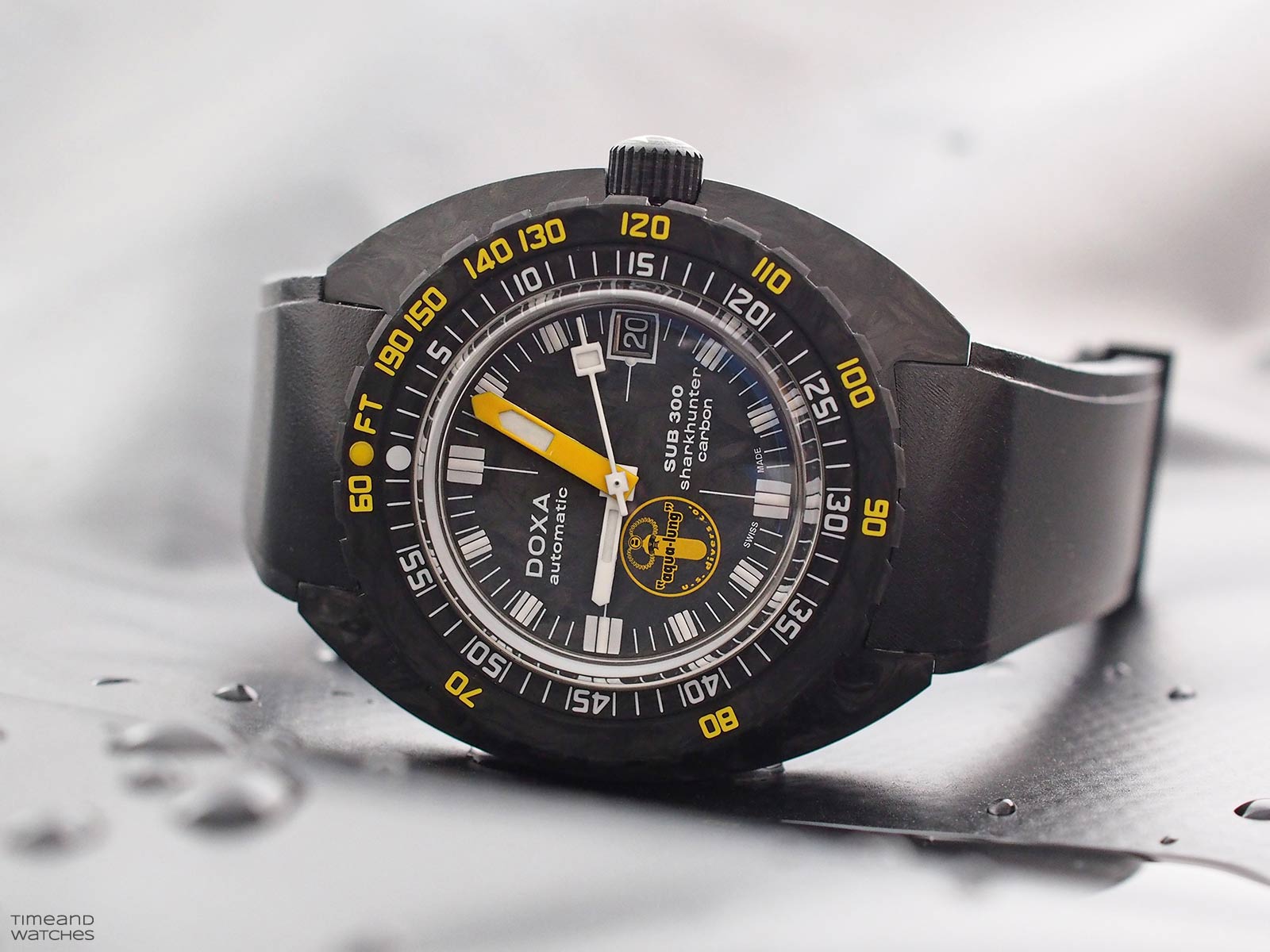 Hands-on Review: DOXA SUB 300 Carbon | Time and Watches | The watch blog