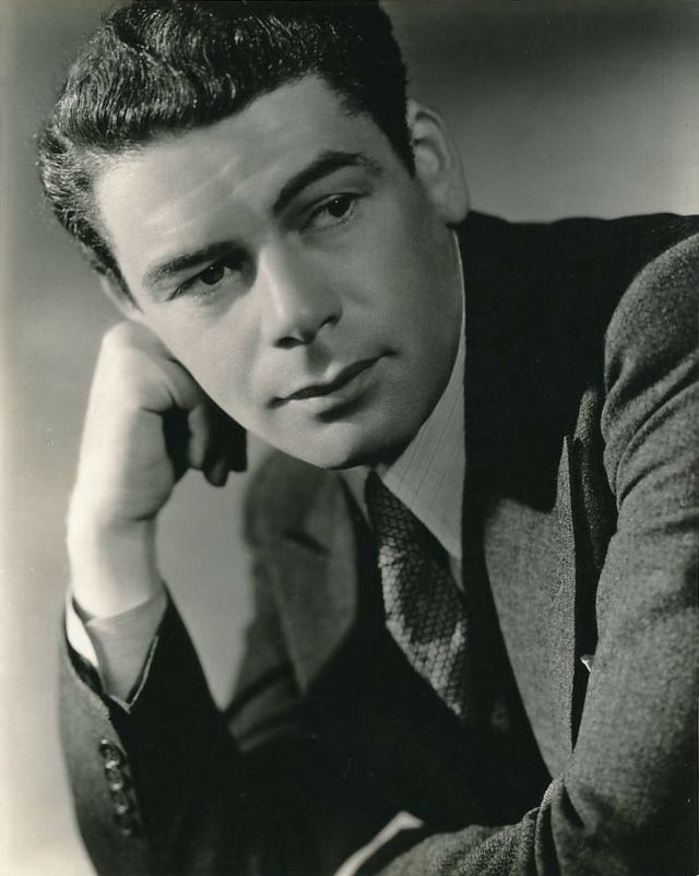 Paul Muni: The Most Prestigious Actor at the Warner Bros. Studio During ...