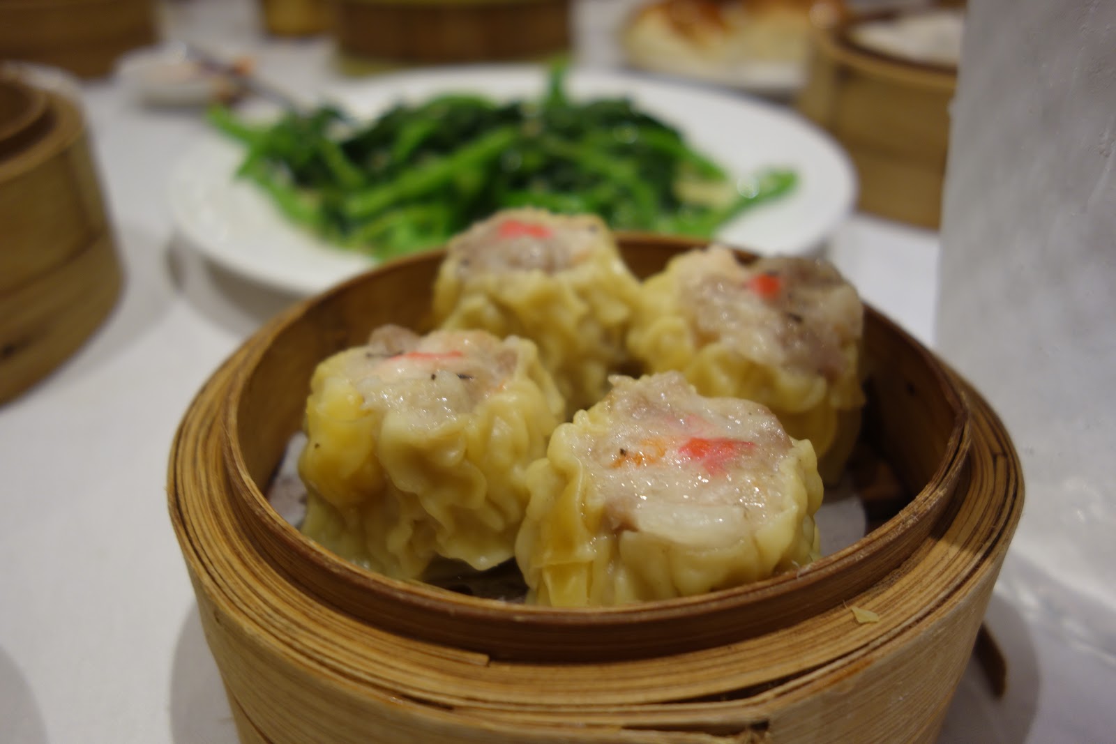 The Passionate Foodie: Blob Joints: A History of Dim Sum in the U.S.