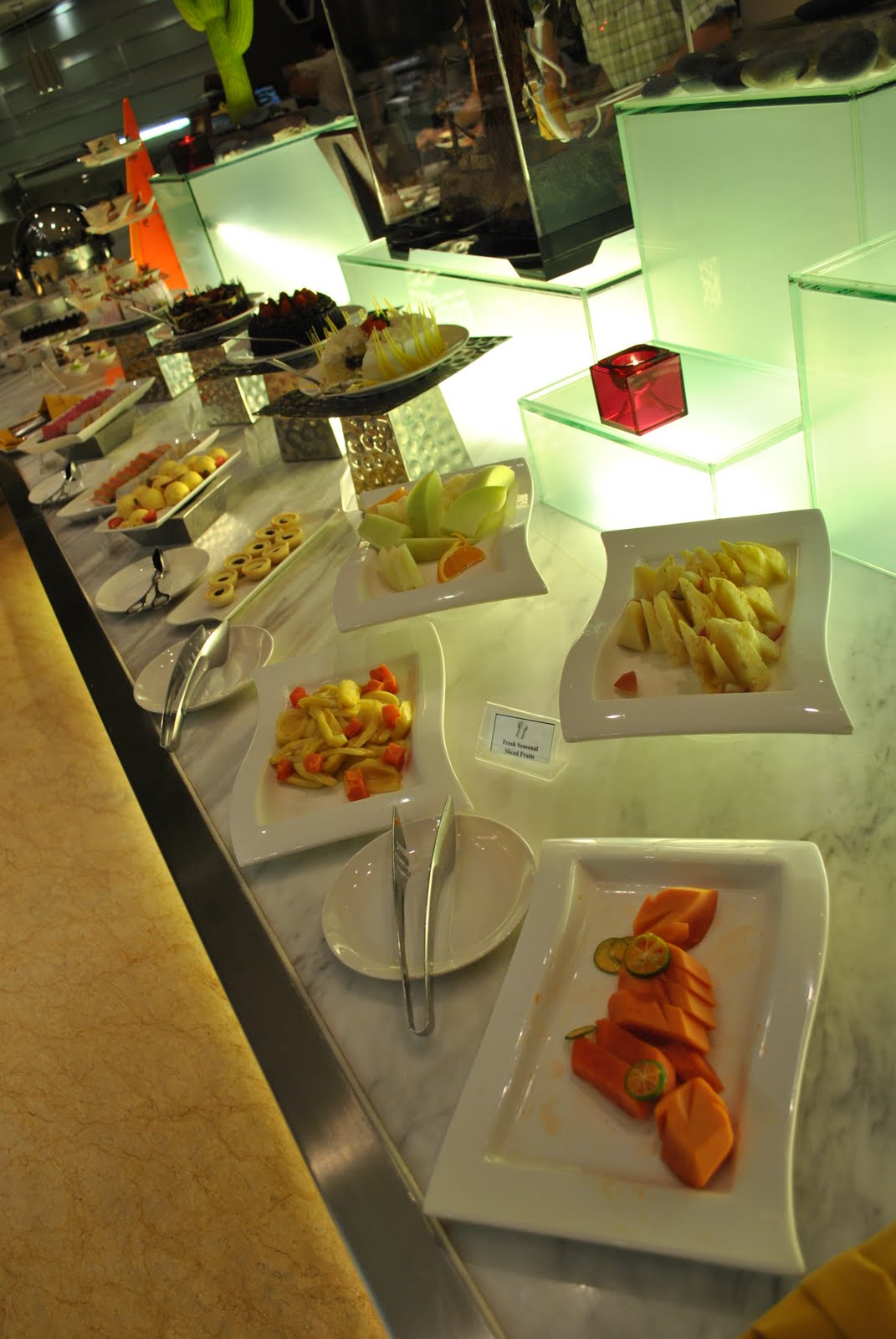 Swez Brasserie Semi Buffet Dinner @ Eastin Hotel Penang. ~ Σαteяlaηd