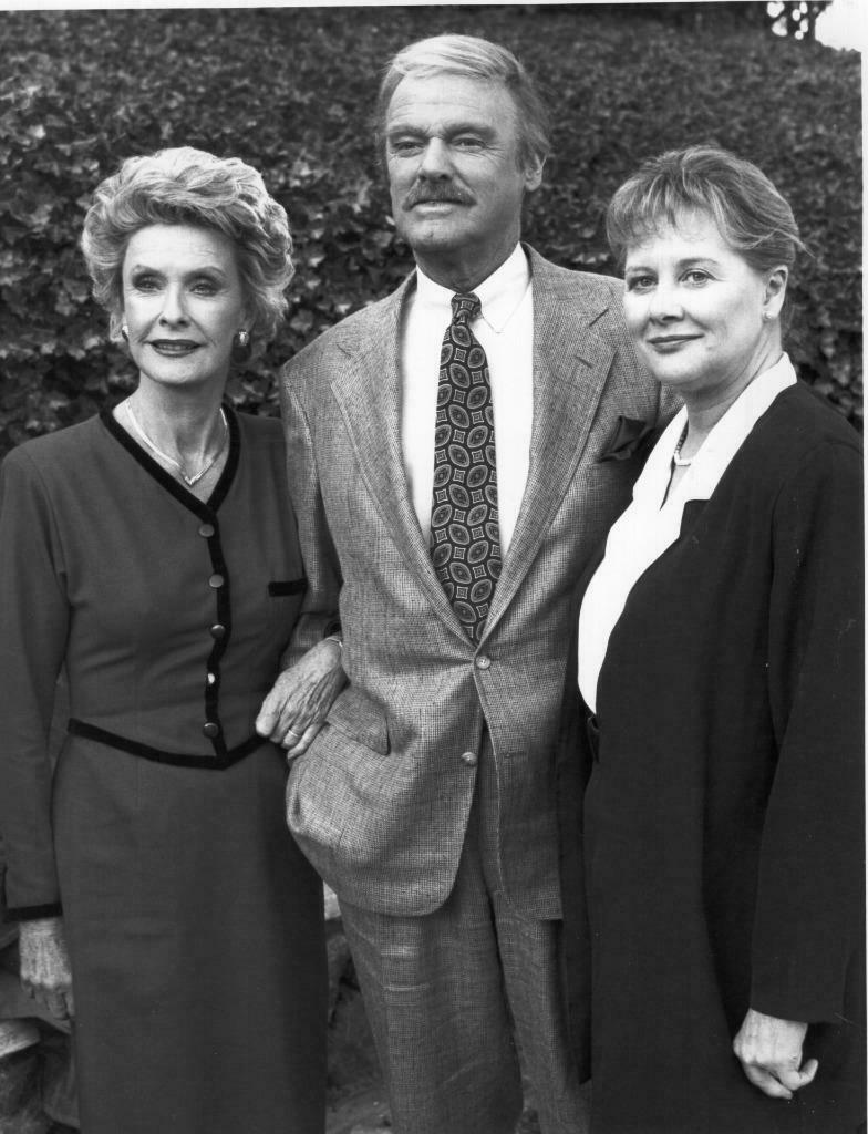 Poseidon's Underworld: Disastrous Demise: Good Knight