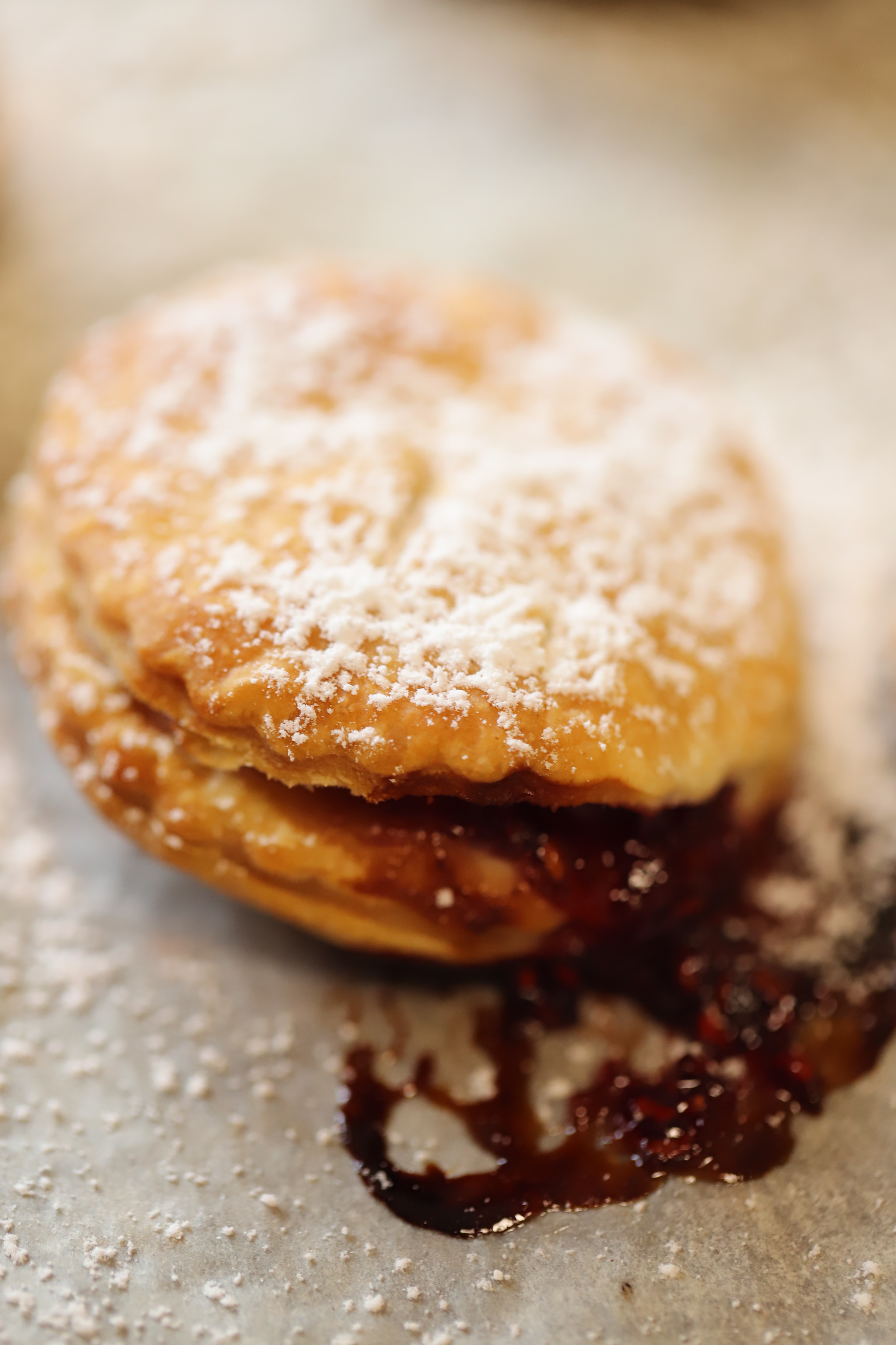 Souped-up Garden: Fruit Jam Hand Pies Using Pastry Scraps