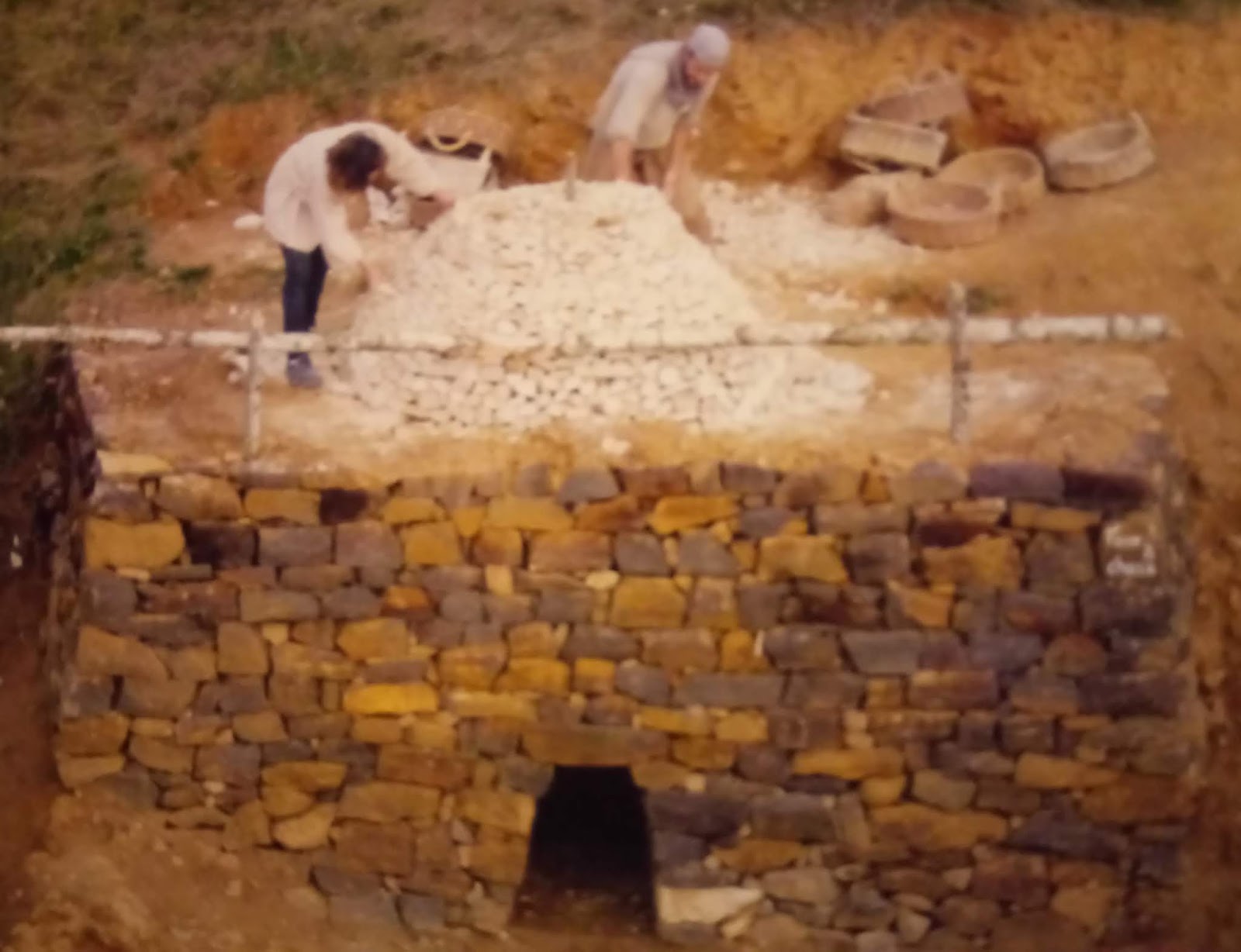 Building a Castle: Mortar • Ann Marie Thomas, Author