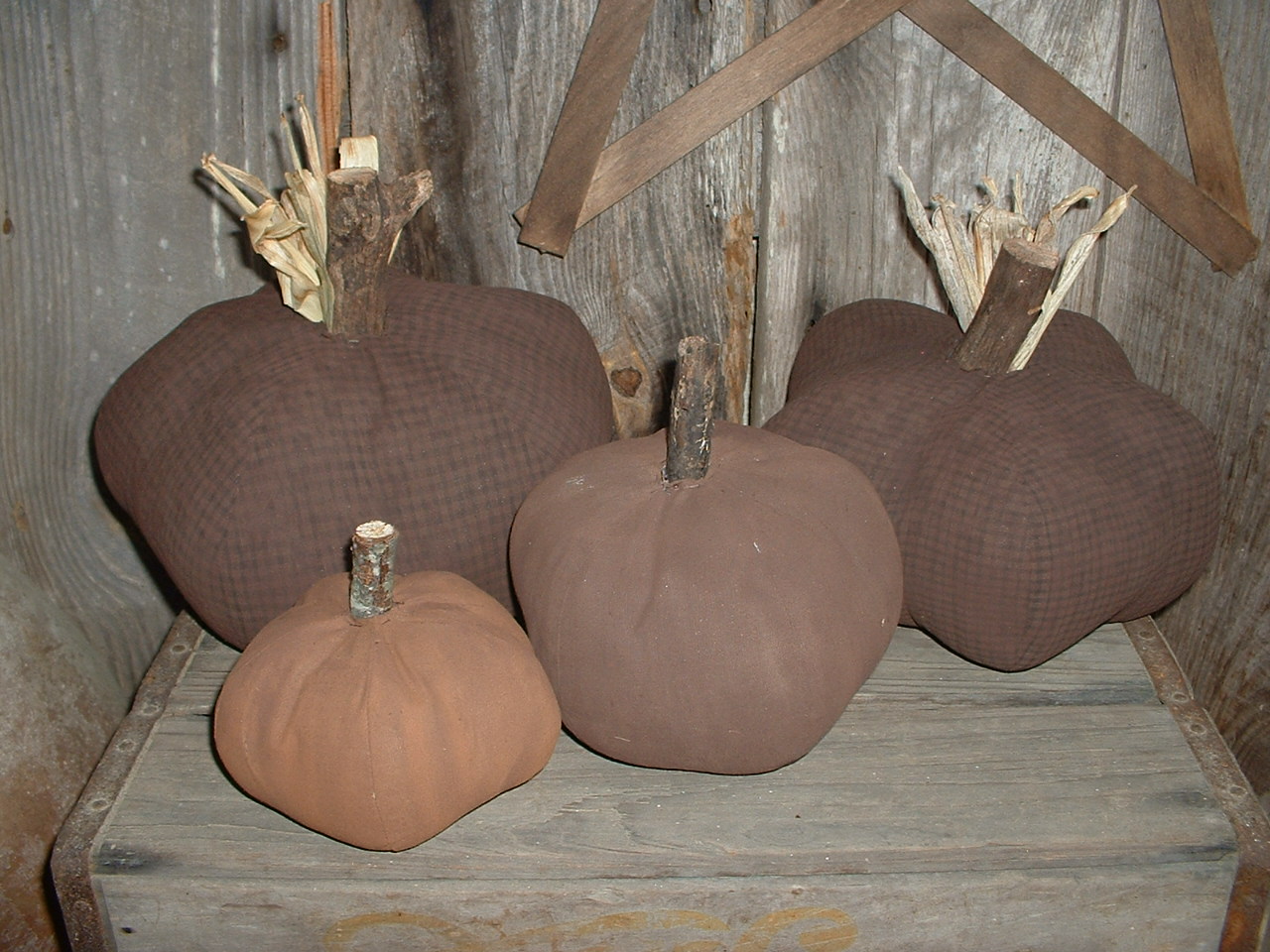 Daughternature Primitive Folk Art: Primitive Fall Halloween Pumpkins...