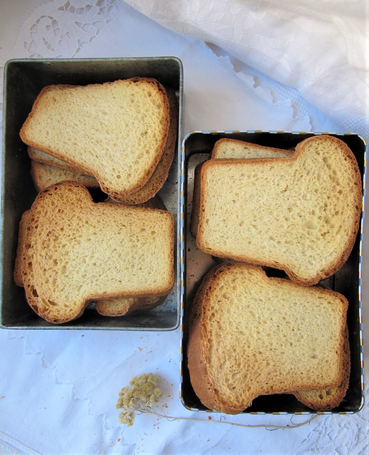 La cuisine d'ici et d'ISCA: Biscottes maison