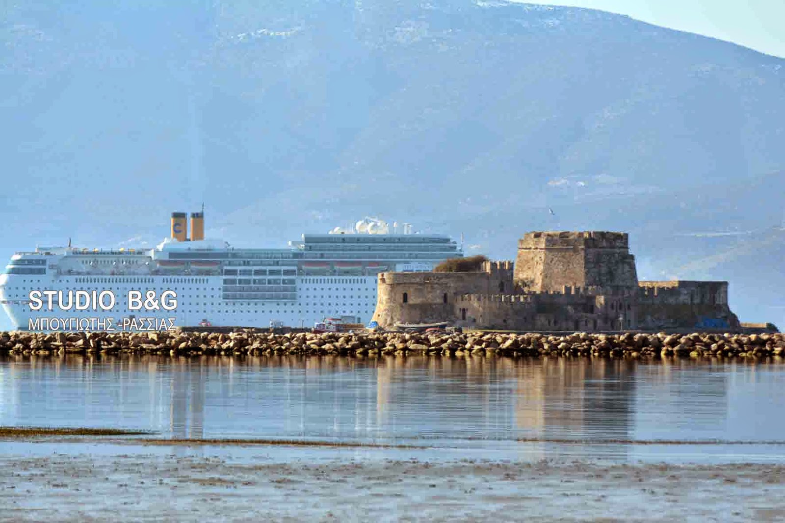 Το Costa Neoromantica στο Ναύπλιο με 1200 τουρίστες - Αργολικές Ειδήσεις