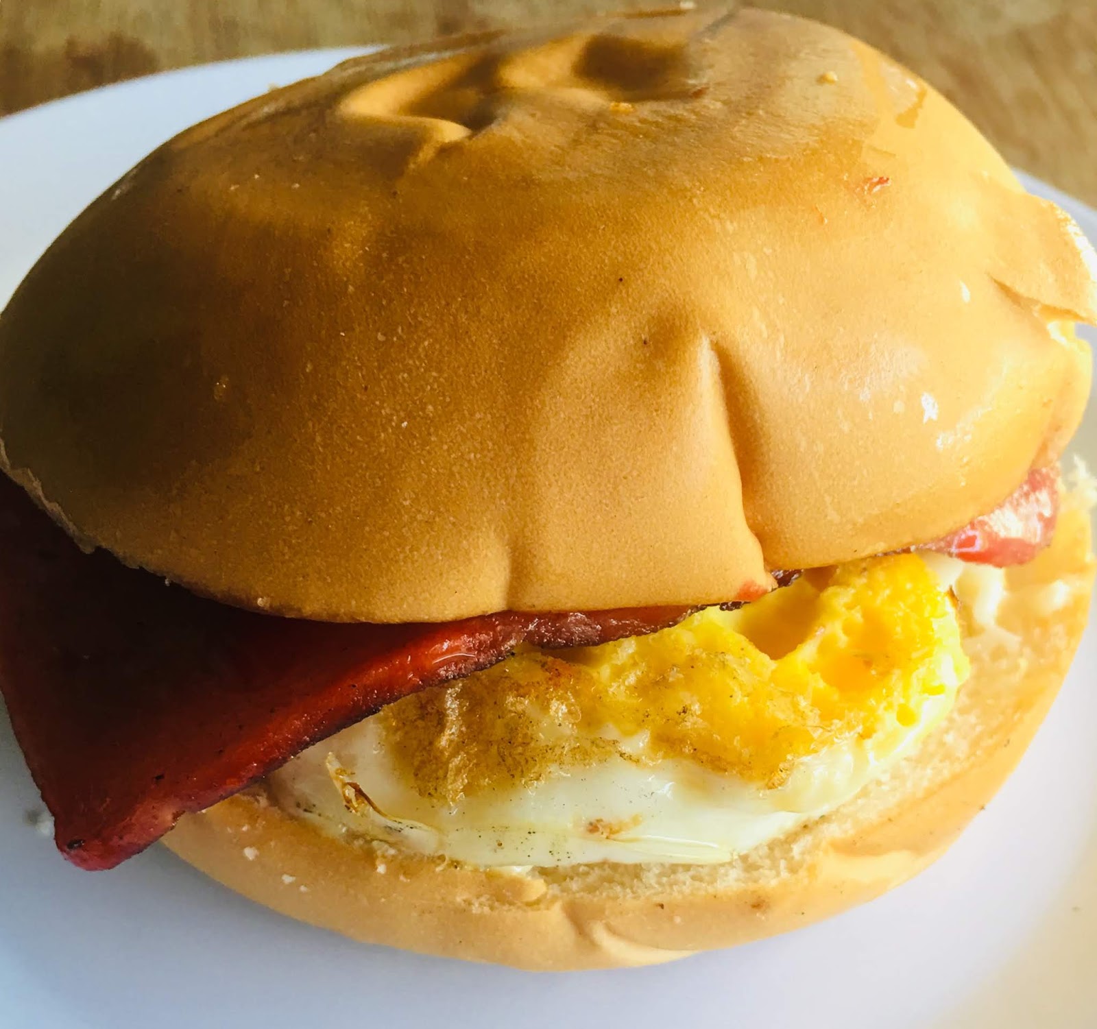 BURGER HAM @ EGG