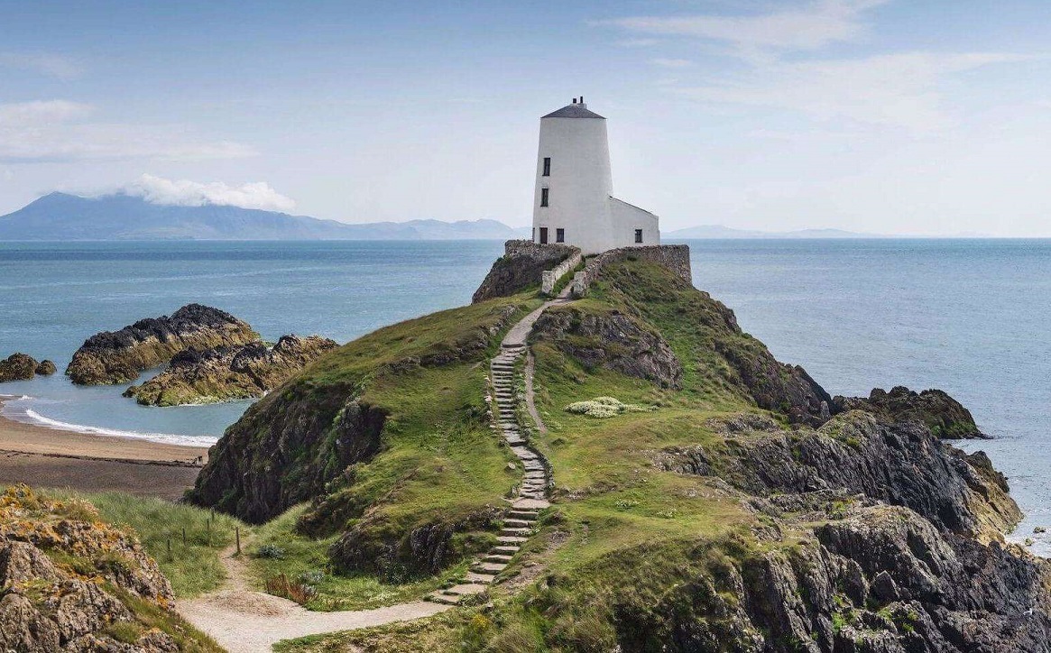 bensozia: Today's Place to Daydream about: Anglesey