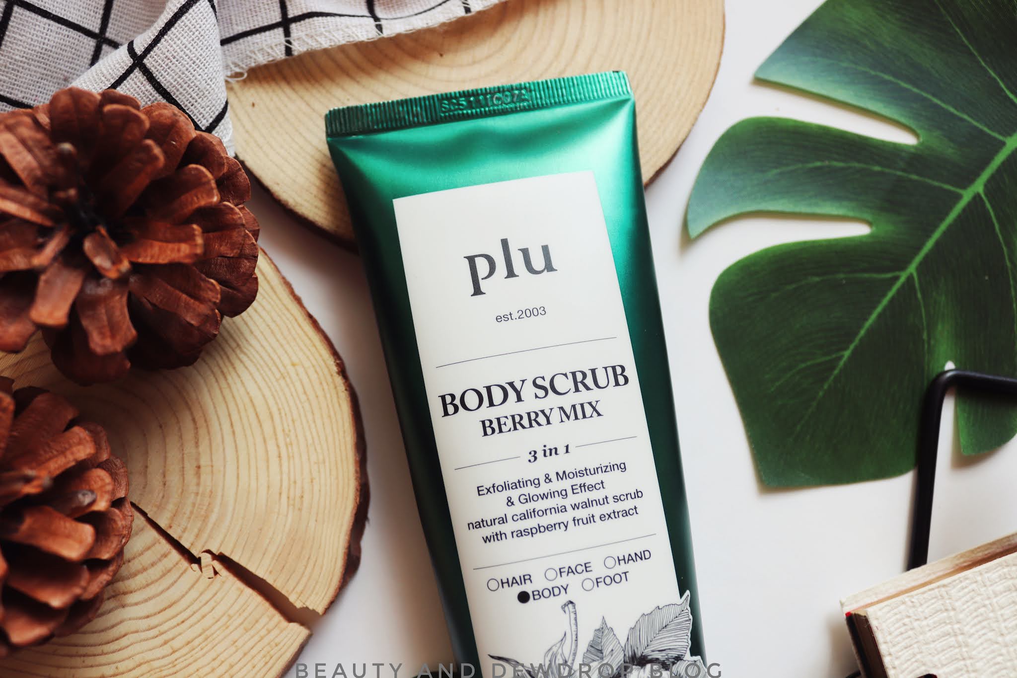 [Review] plu Body Scrub Berry Mix | Beauty & Dewdrop Blog