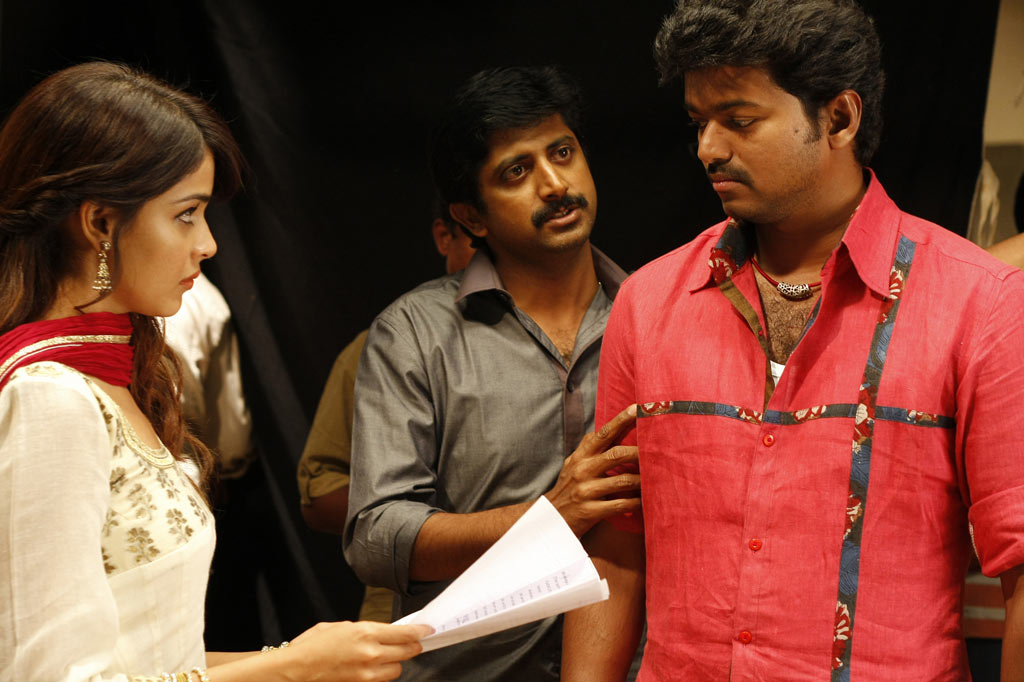 Velayutham Movie Photo Stills Vijay Hansika Saranya Mohan |Tamil Cinema ...