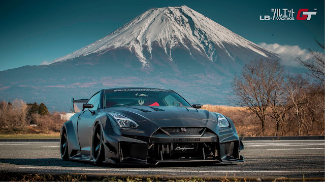 Nissan Clube: Liberty Walk R35 Nissan GTR
