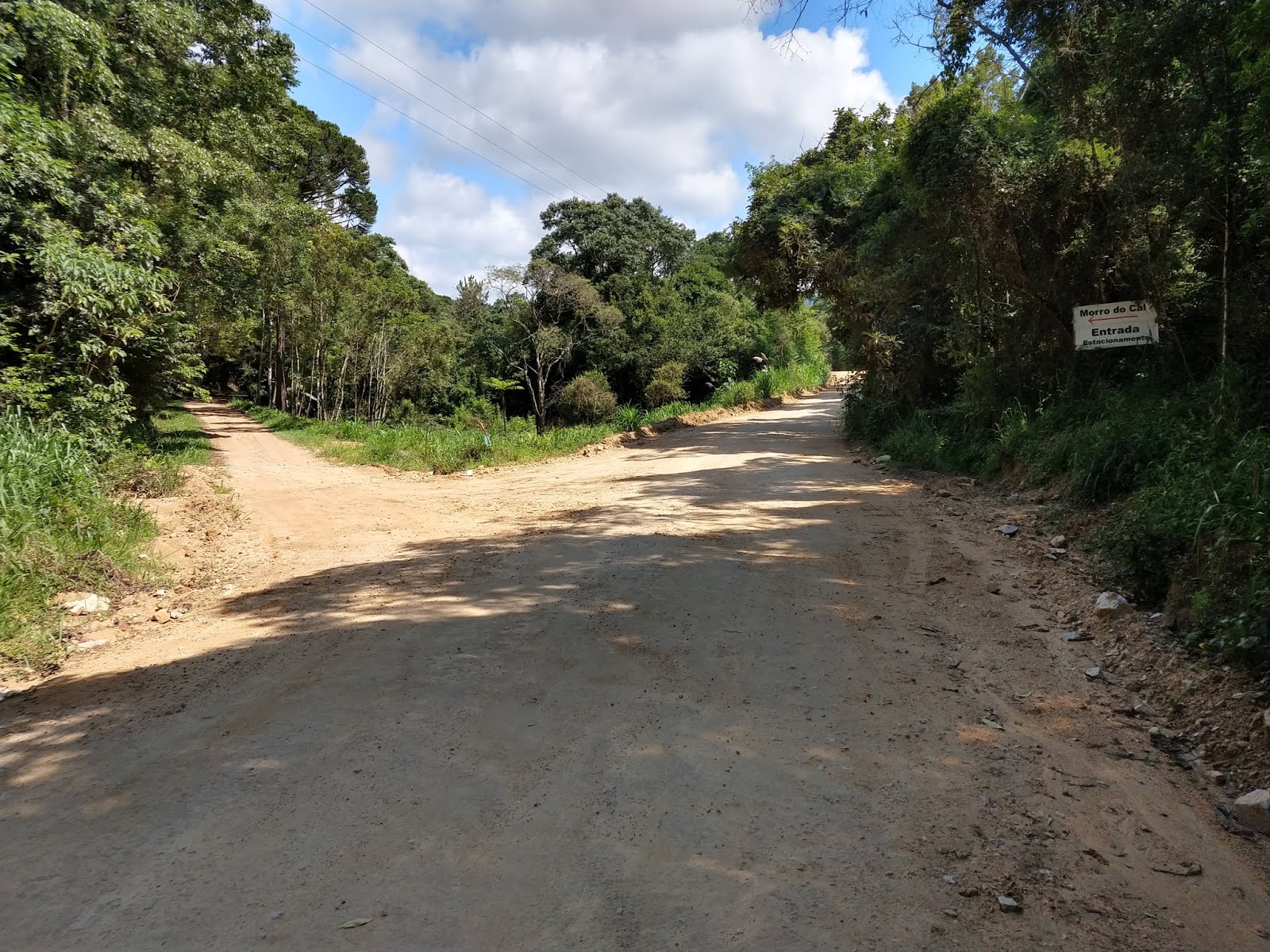 Quem Ama o Feio... Bonito Lhe Parece: Trilha do Morro do Cal - Campo ...