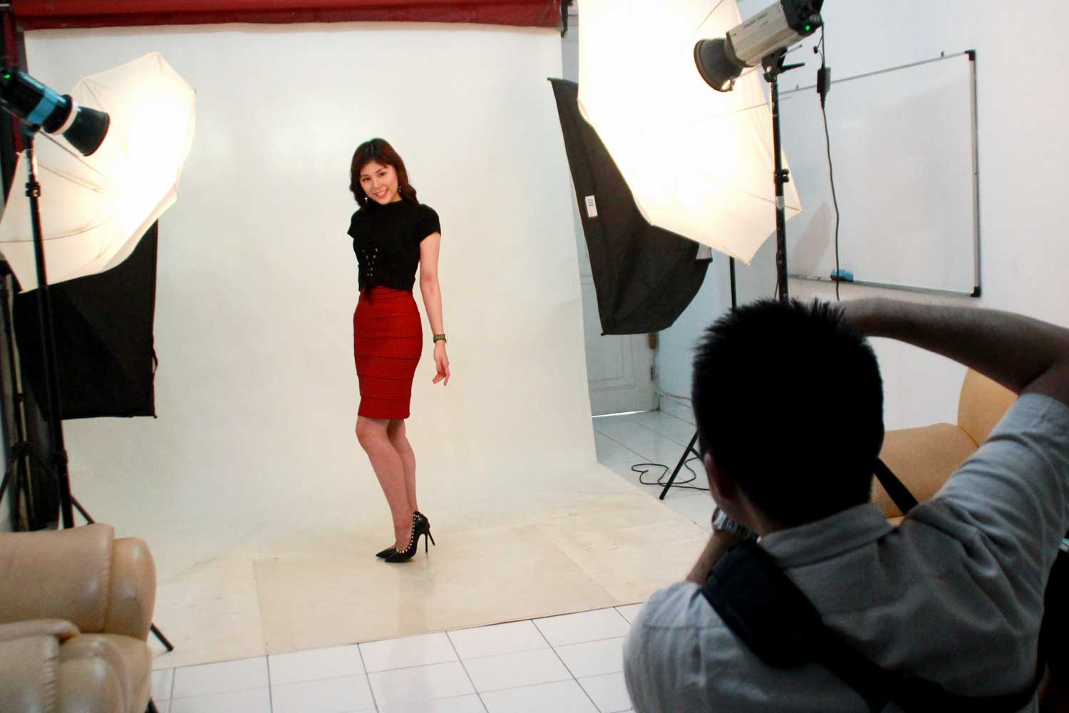 Click-MAX Photography: Sewa Studio : Pemotretan Portfolio Model @ Click ...