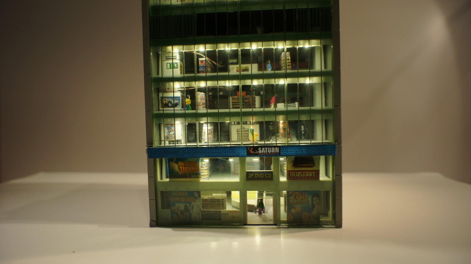 quinntopia - An N Scale blog: Kato Office Building Kit-bash