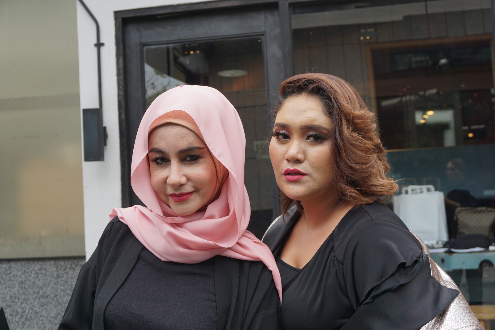 AZHARINA AZHAR YAKIN JOJIE MAMPU MENJAGANYA