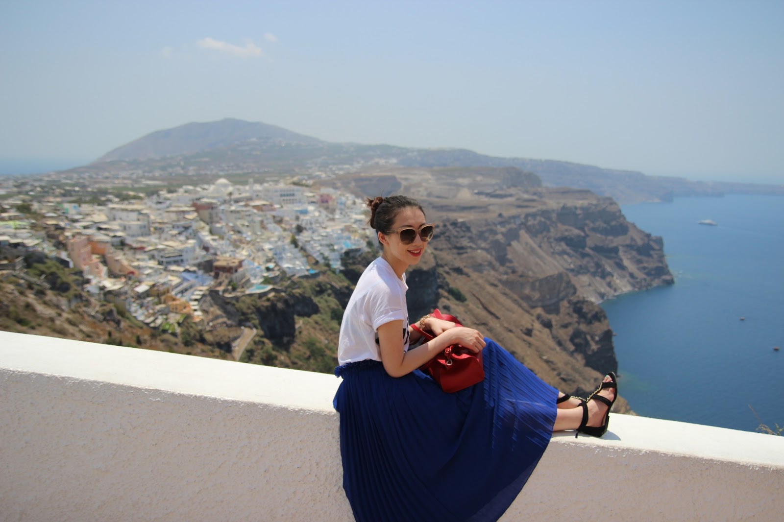 OOTD: GRECIAN HIP (SANTORINI) | BETHNI.COM