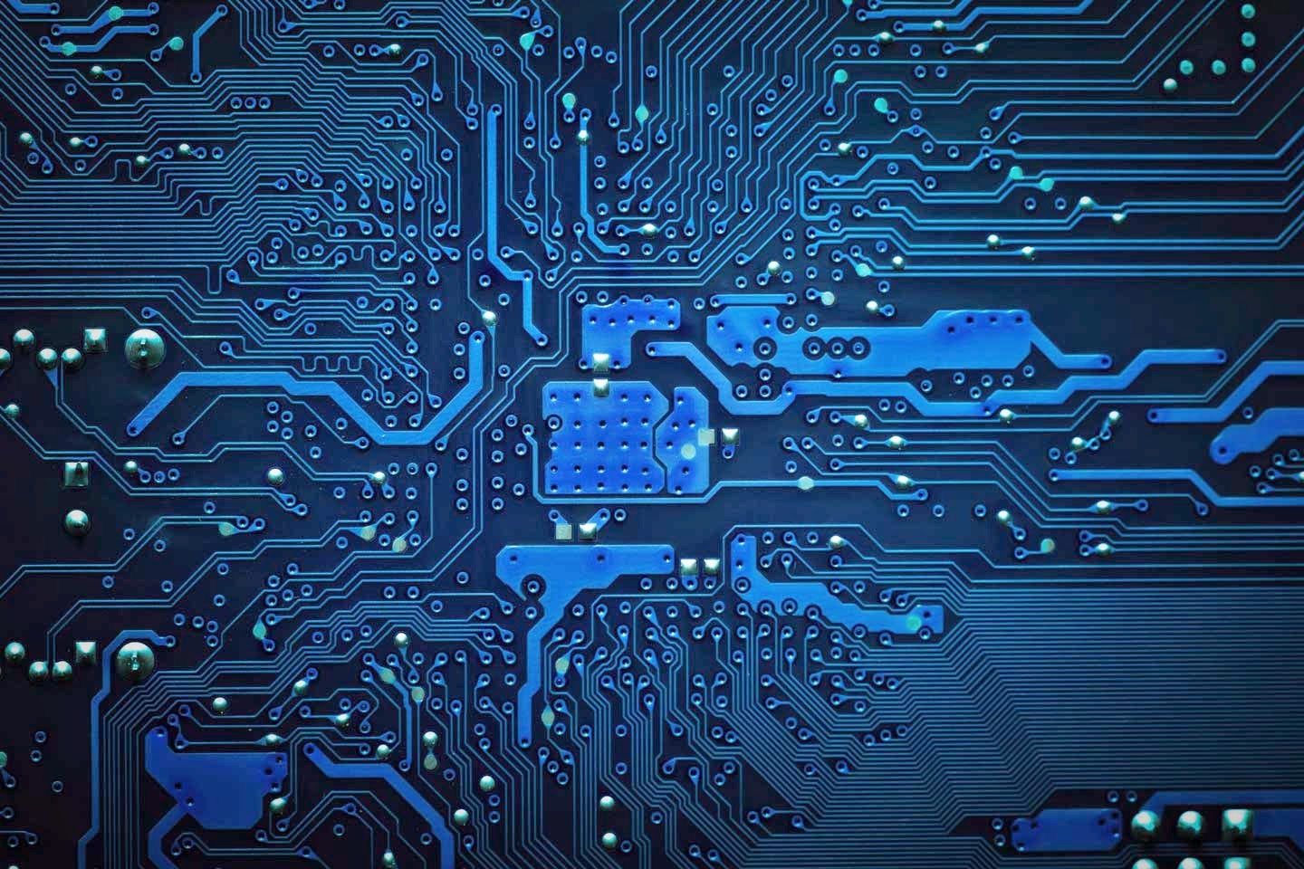 First Semiconductor effect is Recorded in 1833. « Sadaf Media