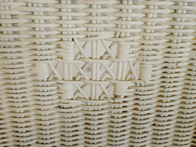 Vintage White Wicker | White Ironstone Cottage