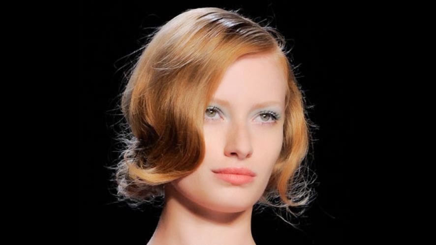 IMMAGINE: COME PORTARE I CAPELLI RAMATI: ACCONCIATURE ATTUALI IMMAGINE: COME PORTARE I CAPELLI RAMATI: ACCONCIATURE ATTUALI