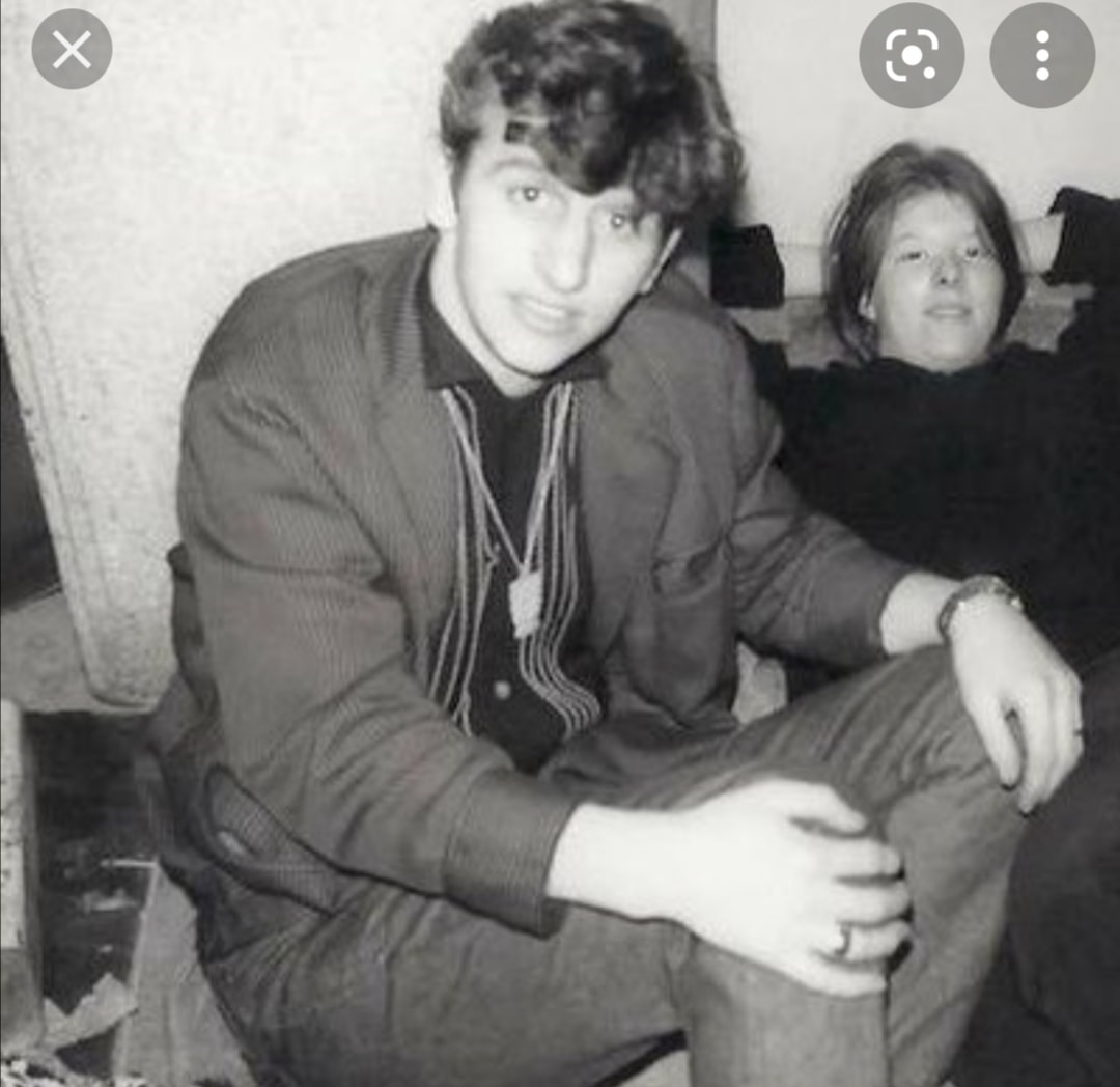 Meet the Beatles for Real: Young Ringo