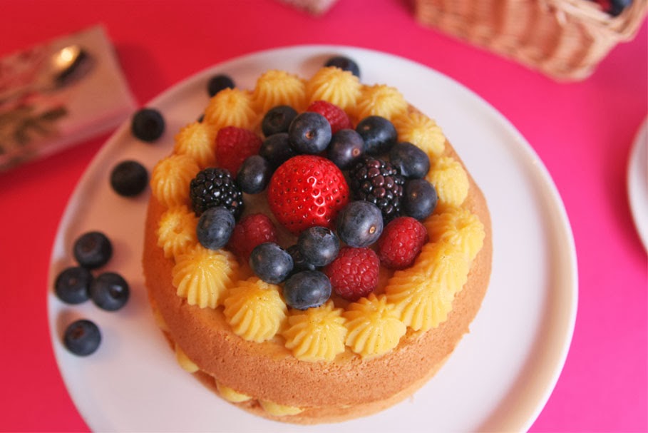 Valentine's Day: Genoise Cake with Vanilla Custard and Wild Berries