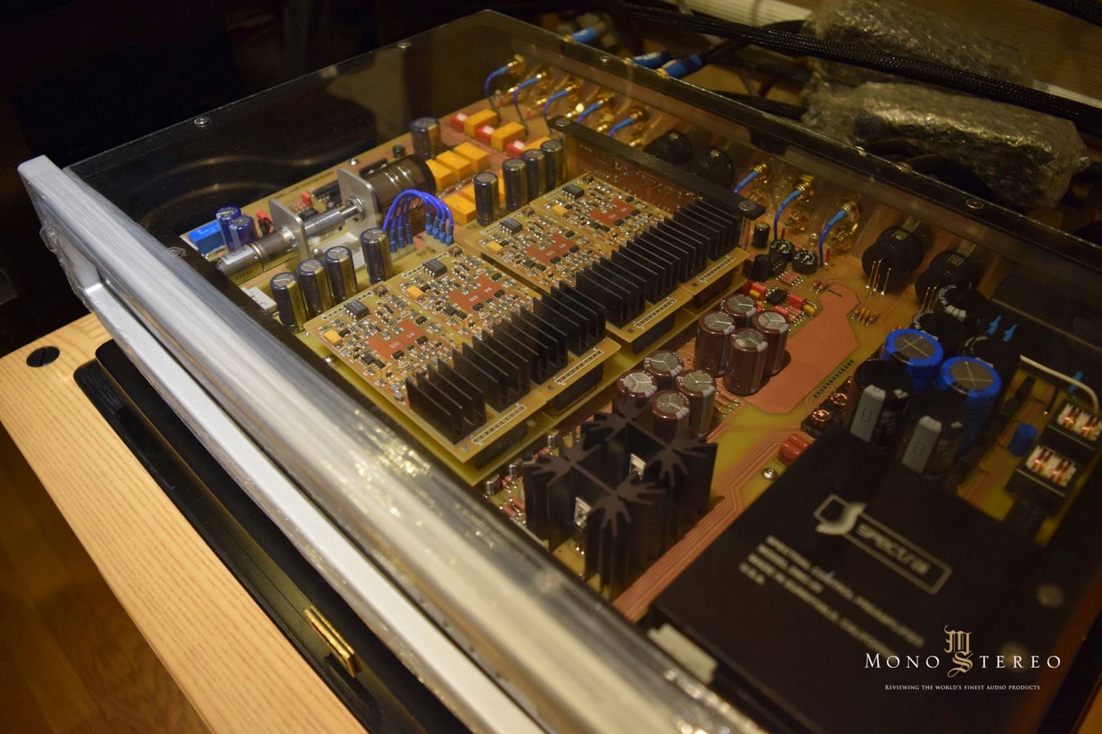 Japanese Hi-end Audio shop? – M & S | Ultimate High-Fidelity