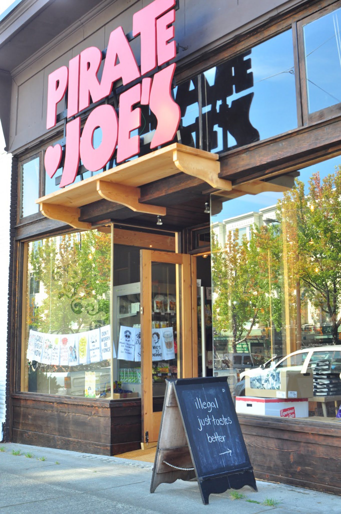 The Secret Life of Groceries by Benjamin Lorr