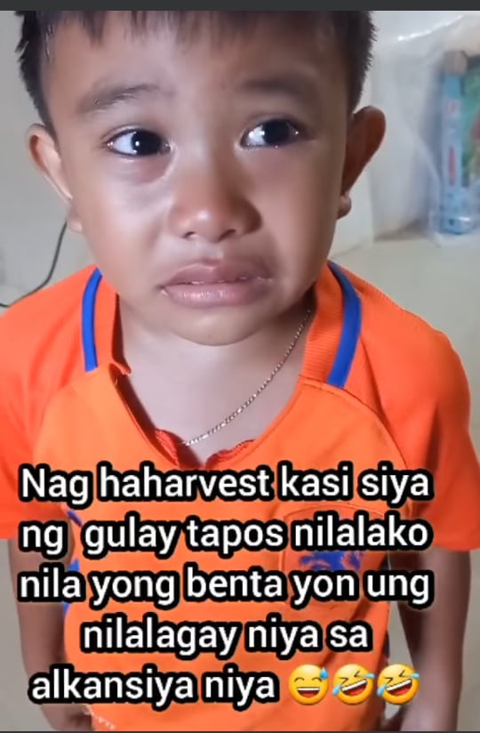 Batang ibinibigay ang ipon na pera sa mga kalaro, kinagiliwan ng mga netizens. Paraan ng ...