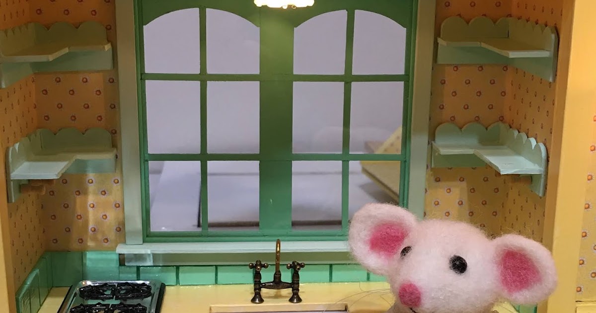 My Miniature Madness: If You Give A Mouse A Kitchen...