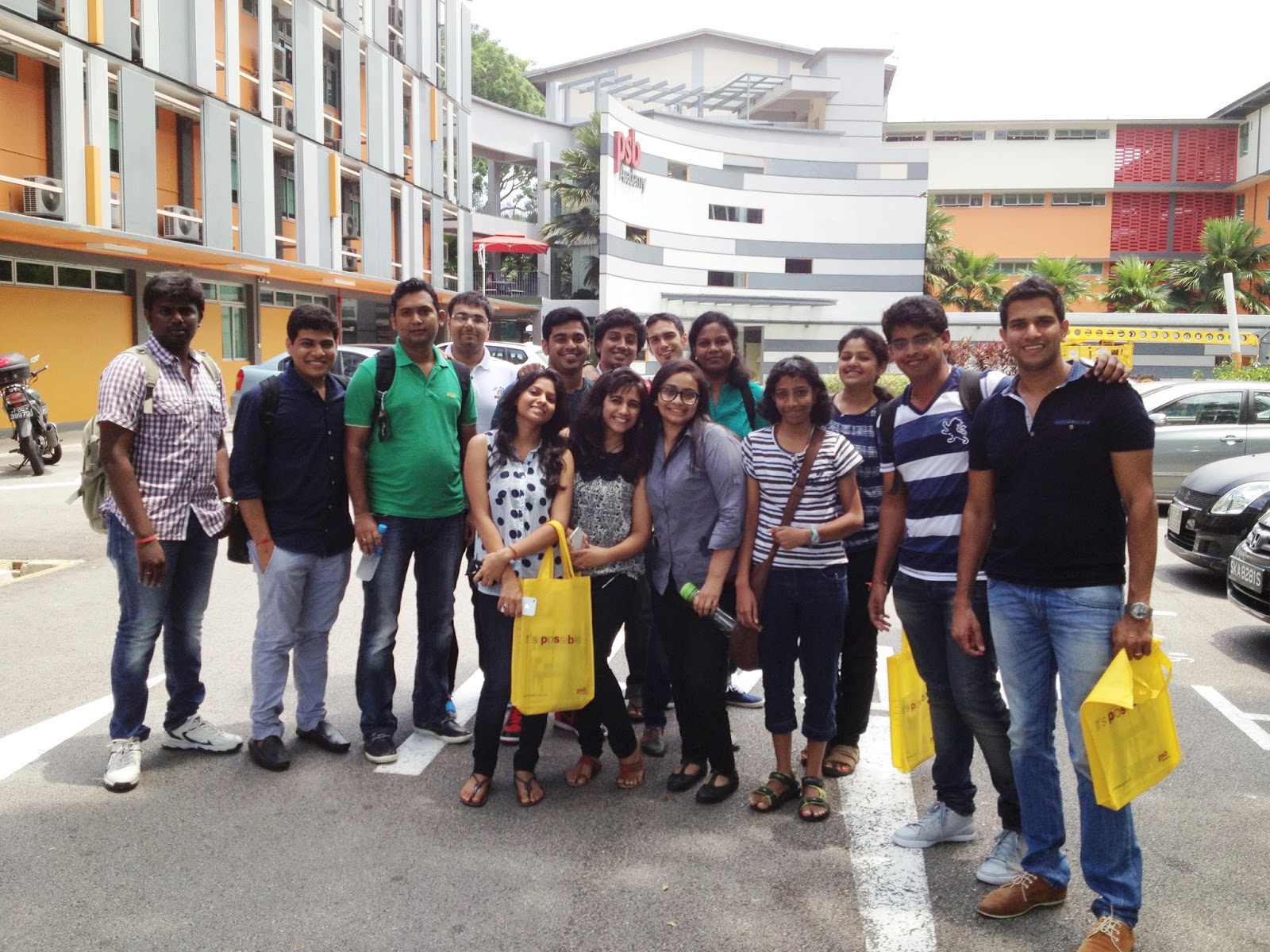 Study in Singapore: Students @ PSB Academy in Singapore...STUDY ...