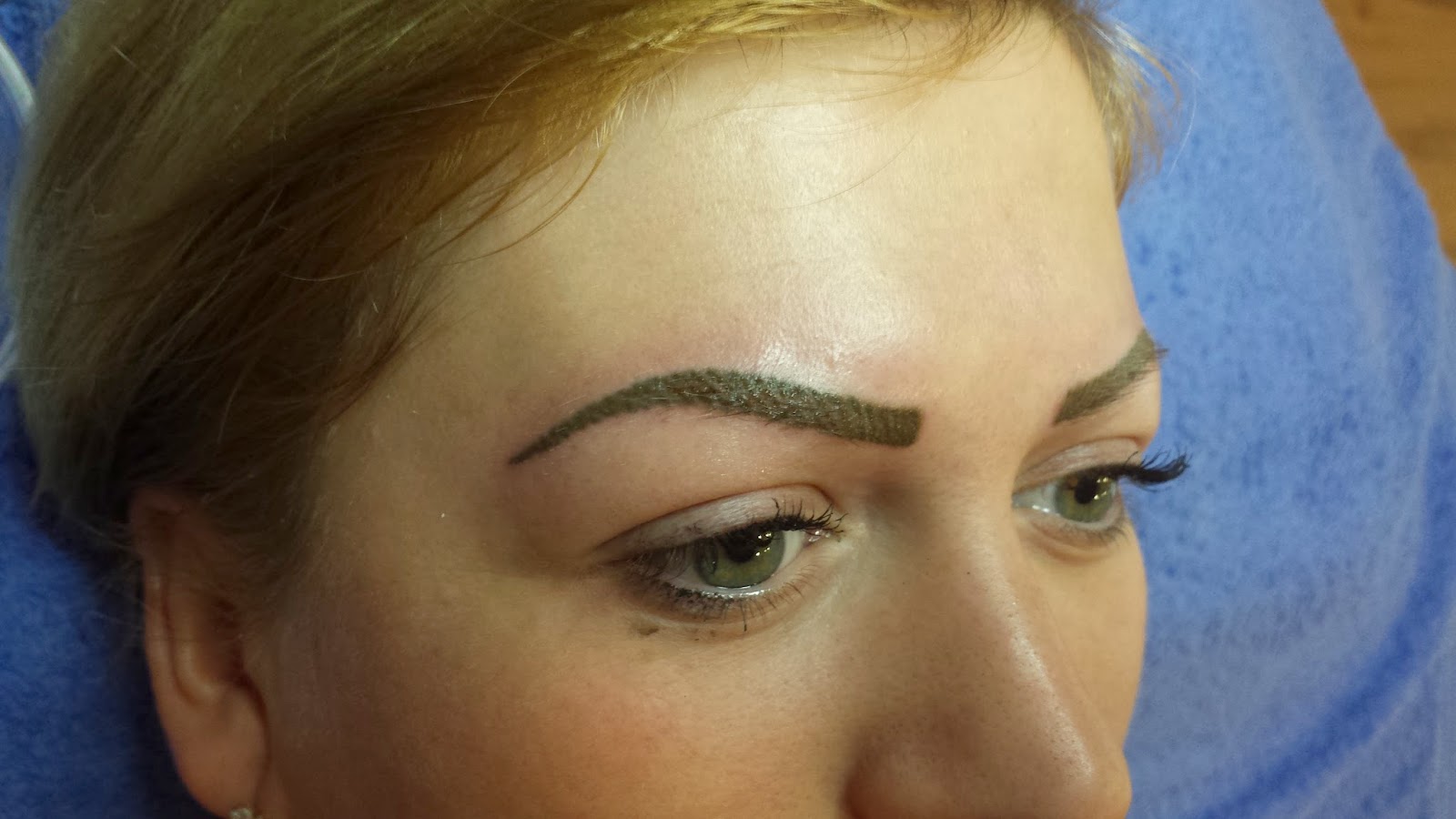 Machiaj semipermanent - Pigmentarea sprancenelor fir cu fir