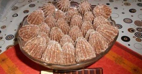 PIRAMIDE OD PLAZMA KESA SA ČOKOLADOM GOTOVE ZA DVADESETAK MINUTA ...