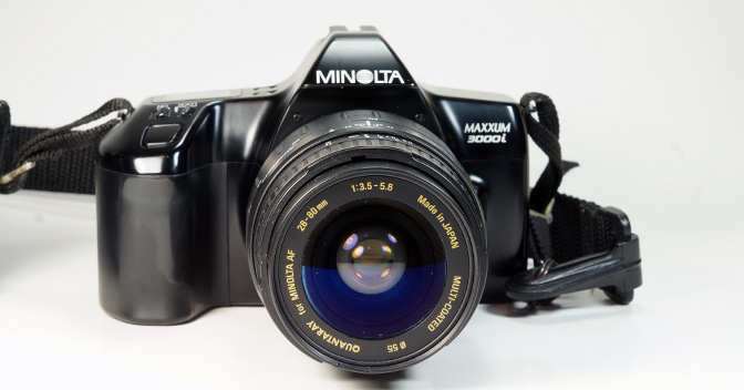 Minolta Maxxum 3000i 35mm SLR Film Camera Quantaray 28-80mm Lens & D ...