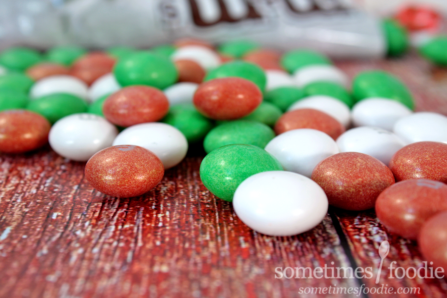 Sometimes Foodie: Shimmery White Chocolate m&m's - Target