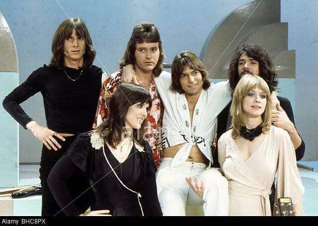 THE CLASSIC ROCK MUSIC REPORTER: 'HEART BY HEART' FEATURING ROCK ...