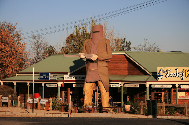 Thea's Ned Kelly pie