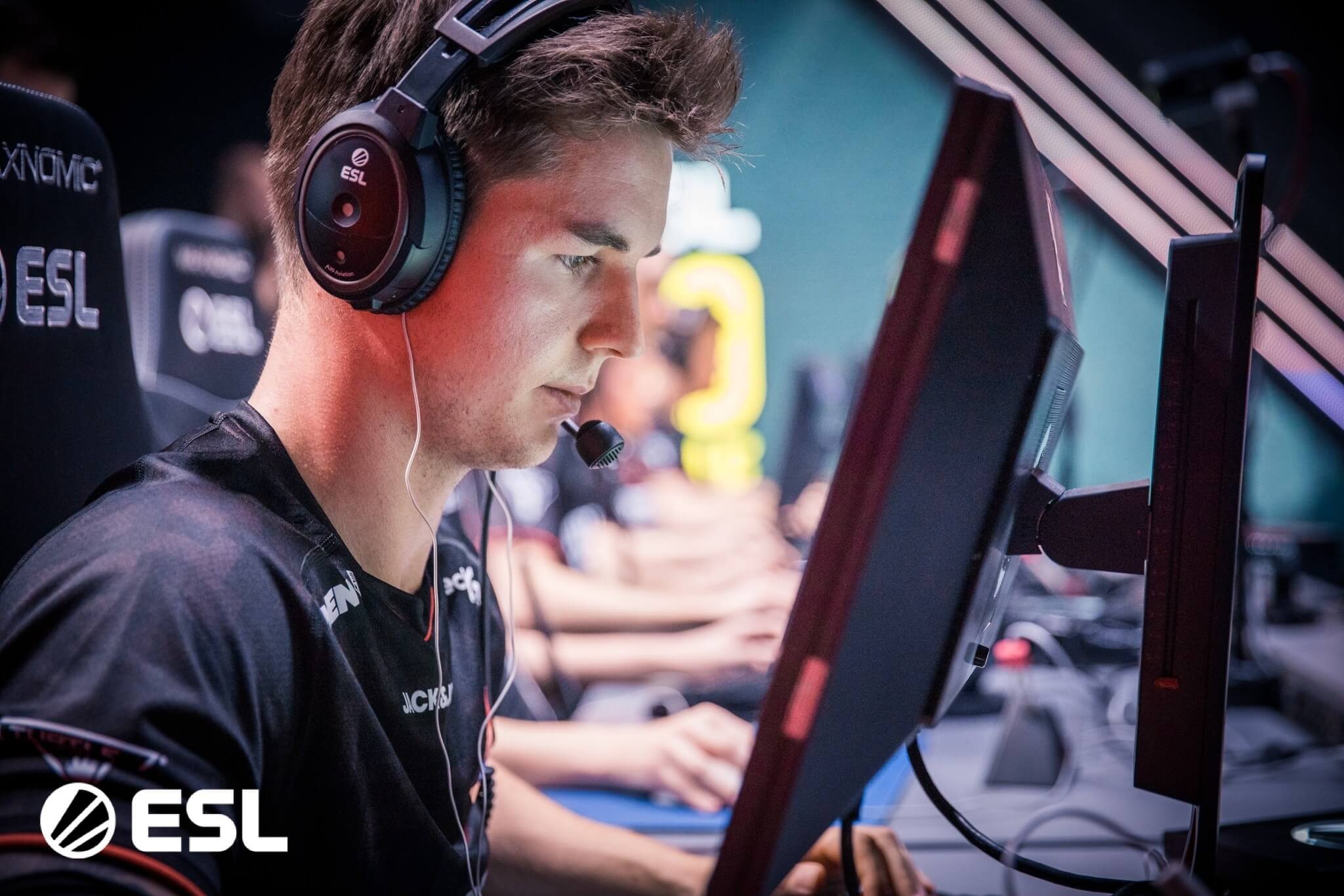 CS:GO史上最も安定したプレイヤーはdev1ce、HLTVが過去の年間プレイヤーランキングを基に算出 - CSGO4JP