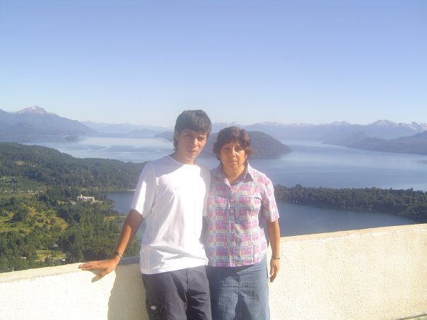 UN LICEO PARA RECORDAR: PROMOCION 1976