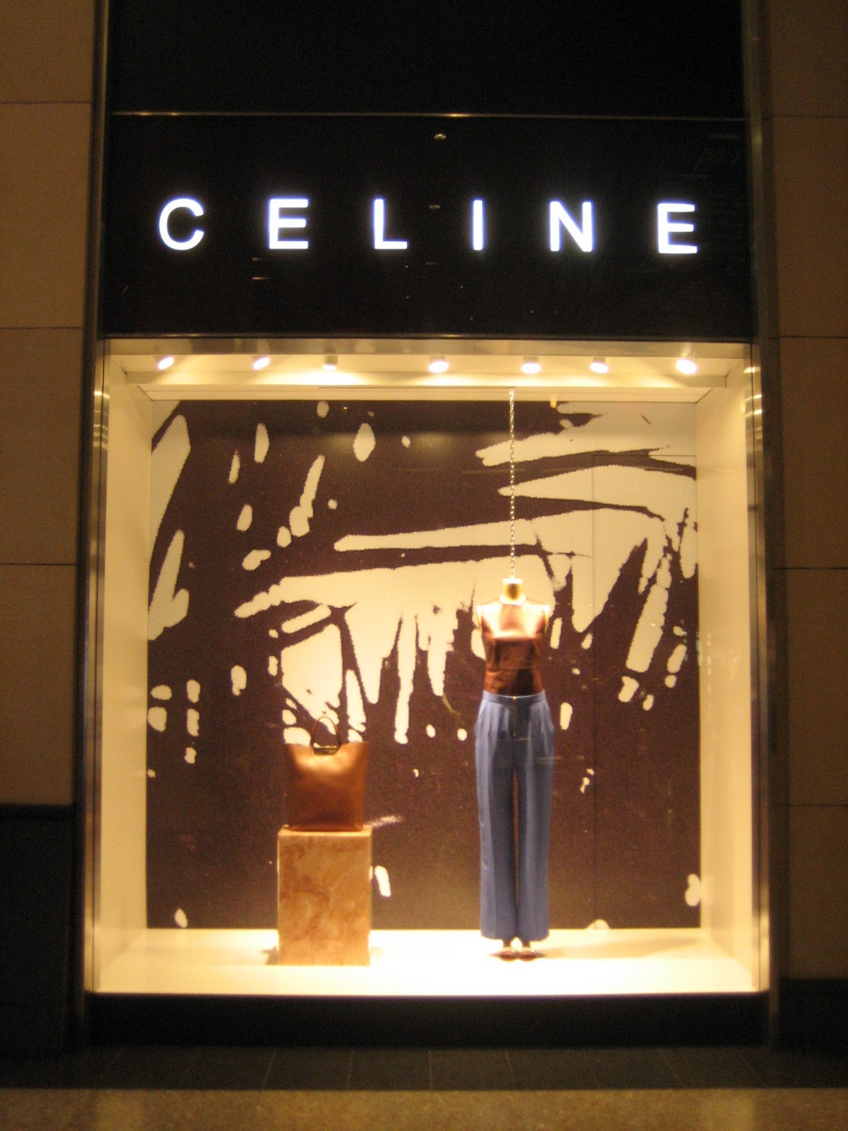 mylifestylenews: 《CELINE @ SS2011》