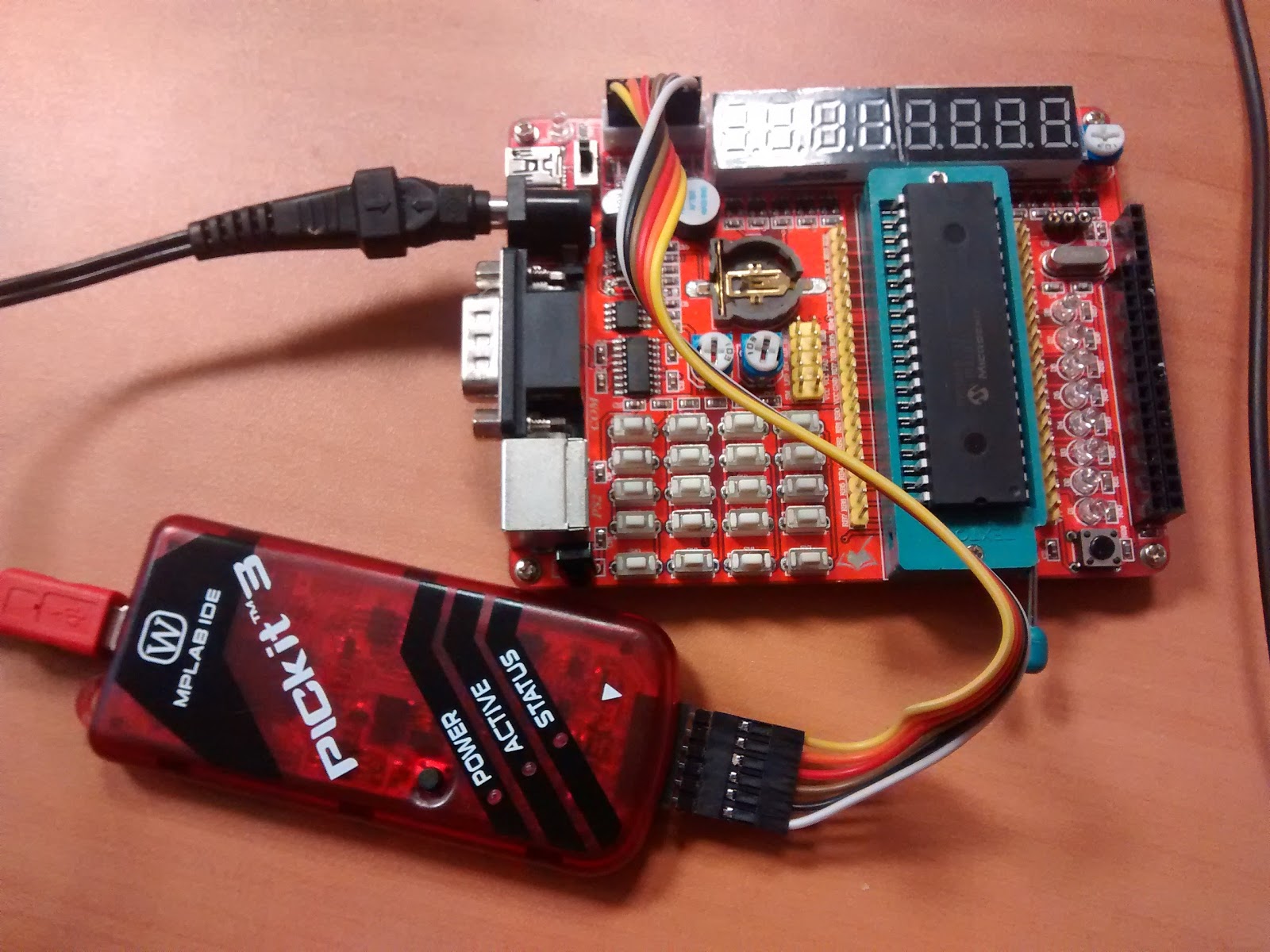 DHOB (IU5SGN): Programmazione PIC con PicKit3 e MPLAB Ide