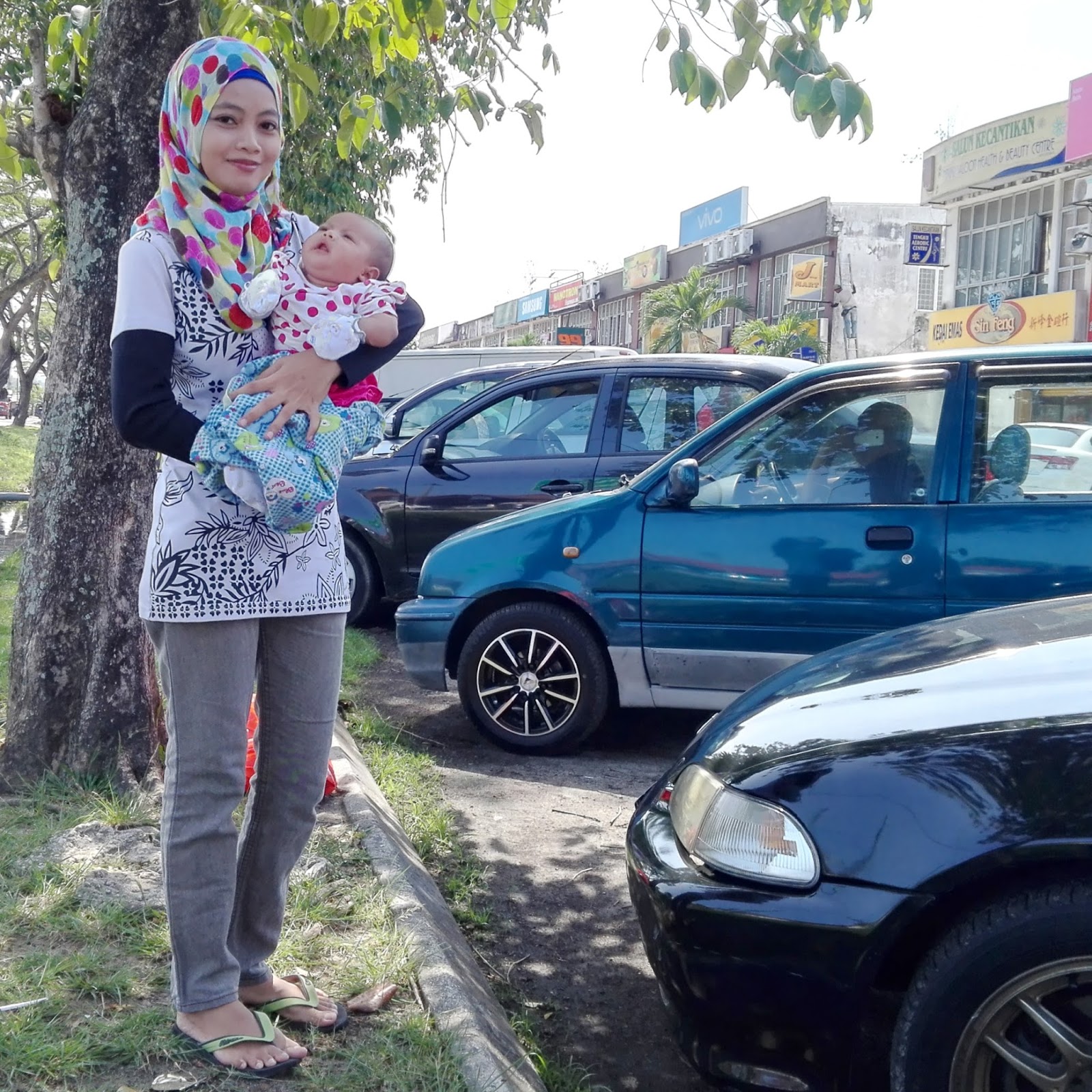 CHECK UP MOMMY DAN BABY FARHANAH SEBULAN | Ceritera Si Gadis Biru