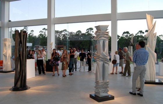 Profe. Lagrotta Arte: Pablo Atchugarry. Escultura Ficha 21.