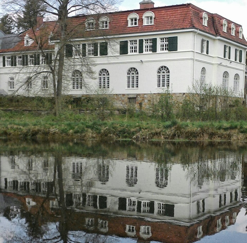 The Flee, Float & Foto: Blast from the Past