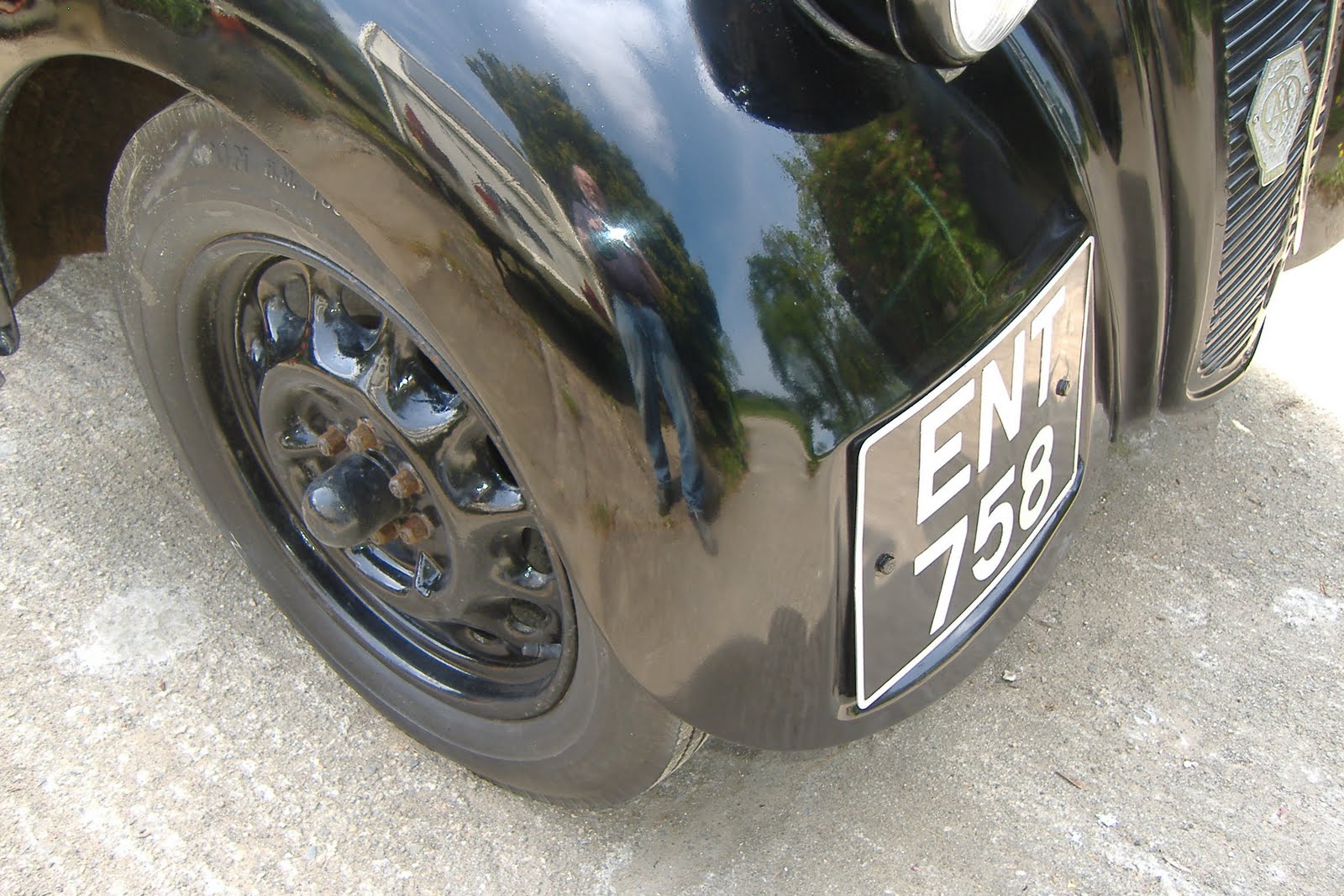 MTR-Restorations.: MOD 659 1951 Morris Z van.