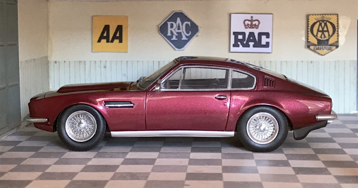 El Kekomóvil: Aston Martin DBS & DBS V8 de Spark