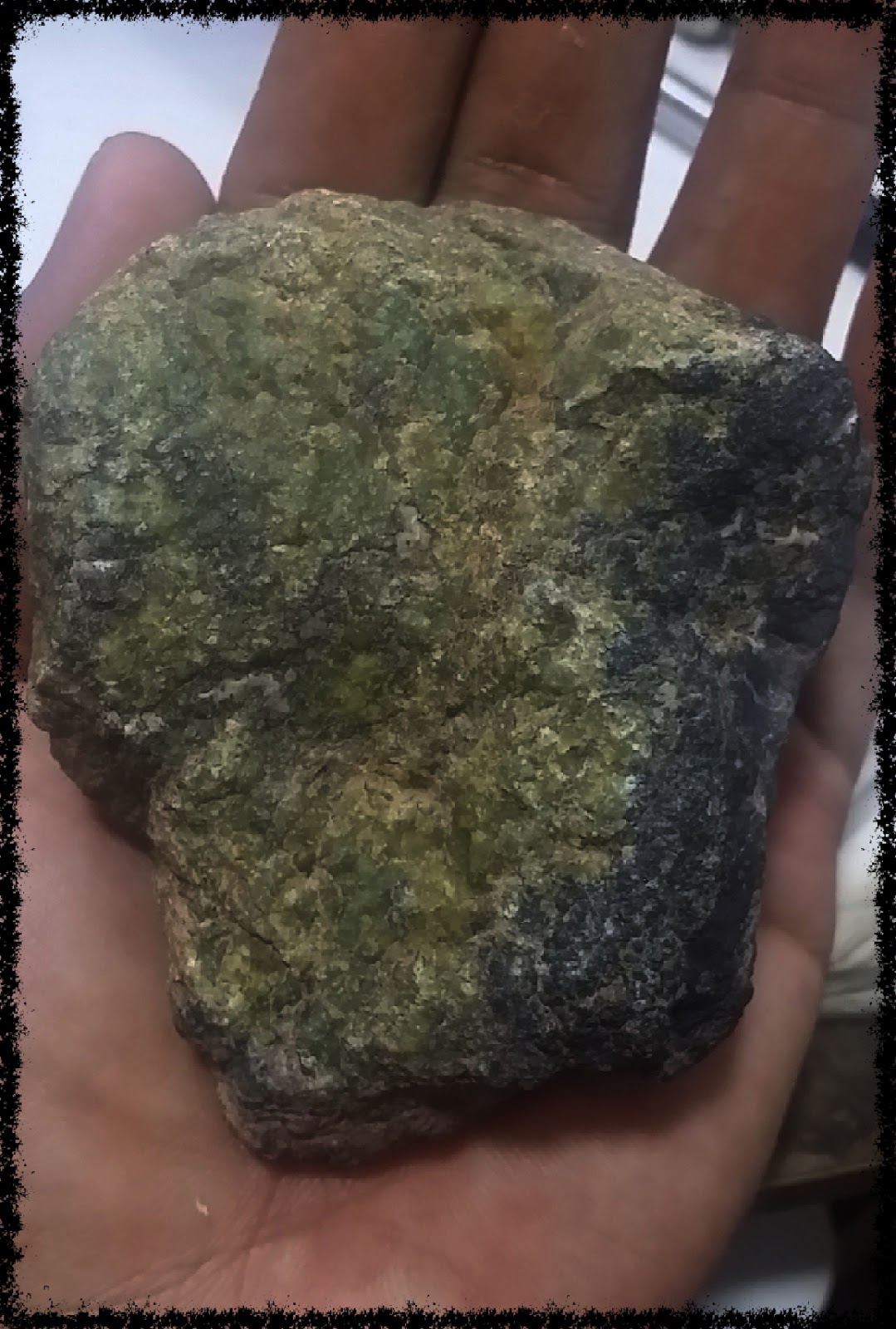 SELANGKAH KE ALAM MISTIK: BATU SABUN BUNIAN