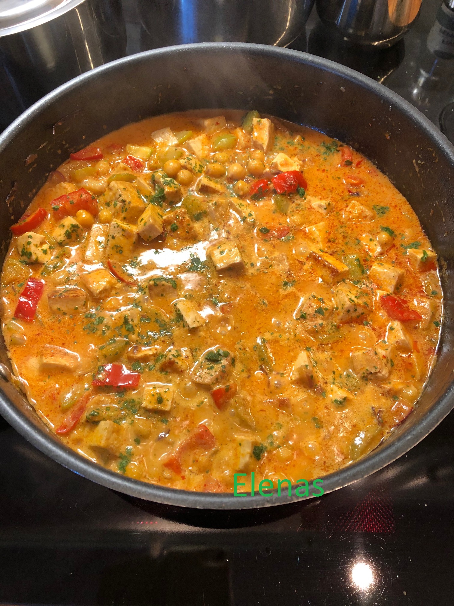 Elenas recept: Tofu med röd currypasta